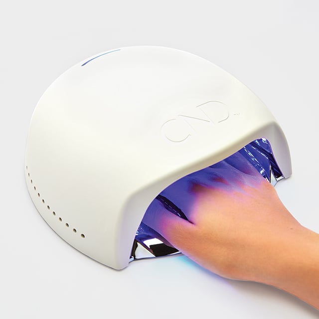 How do I paint Shellac without streaks or bumps?