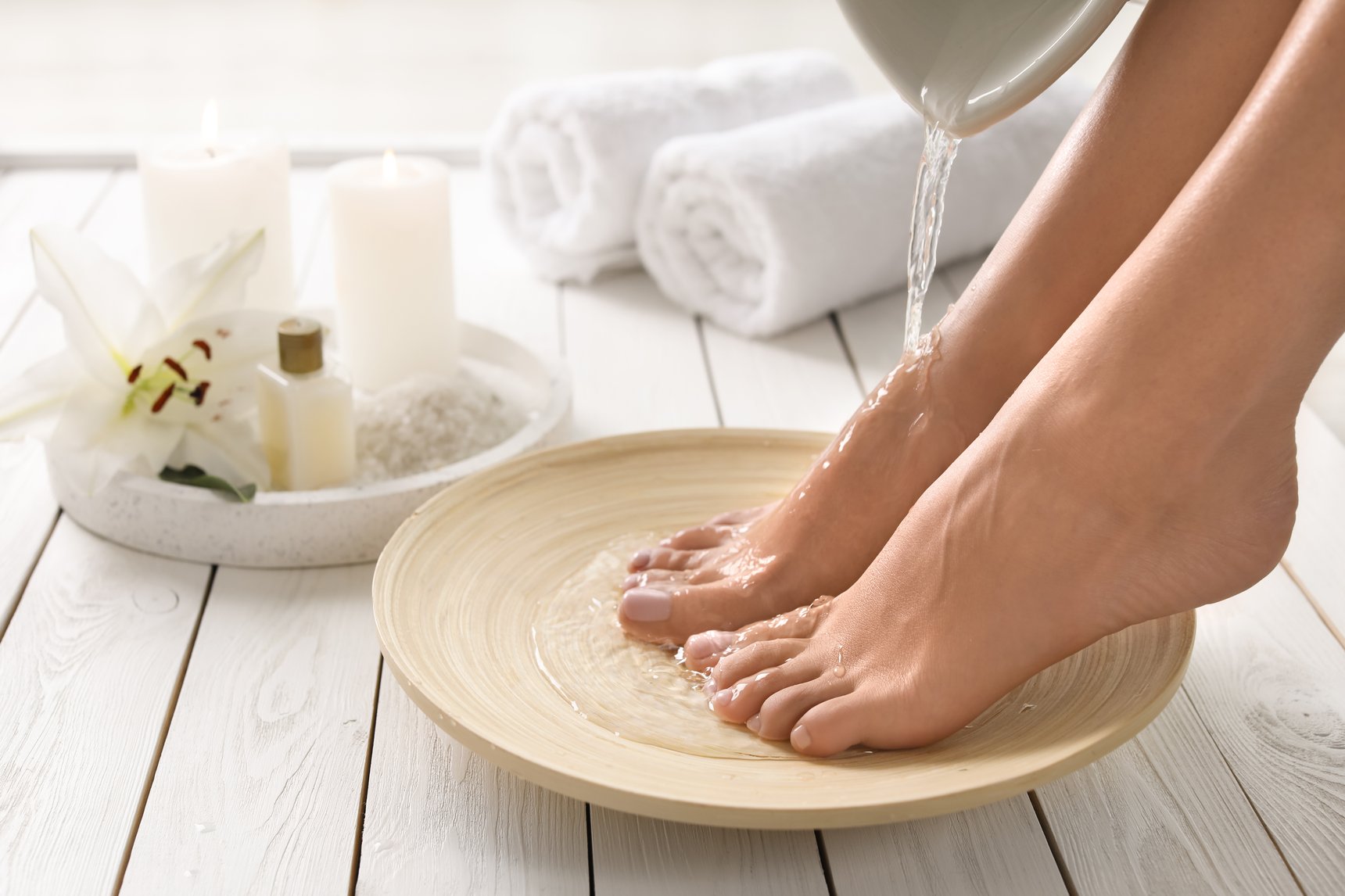 How to perform a perfect pedicure with RELEAF™ system?